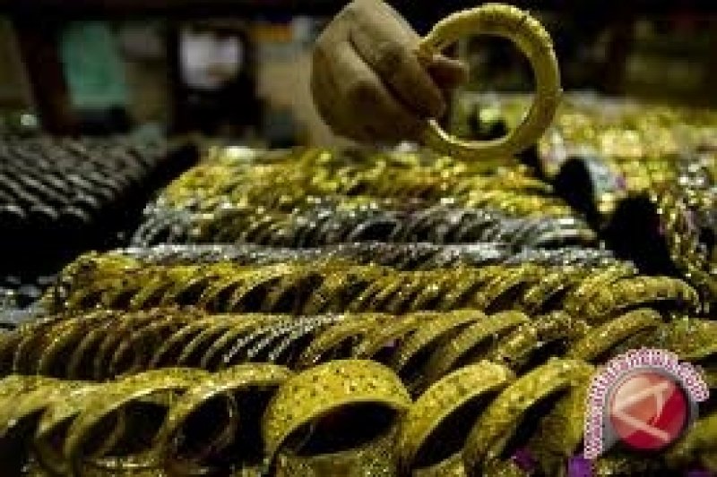 Polda DIY bekuk komplotan perampok toko emas - ANTARA News Yogyakarta ...