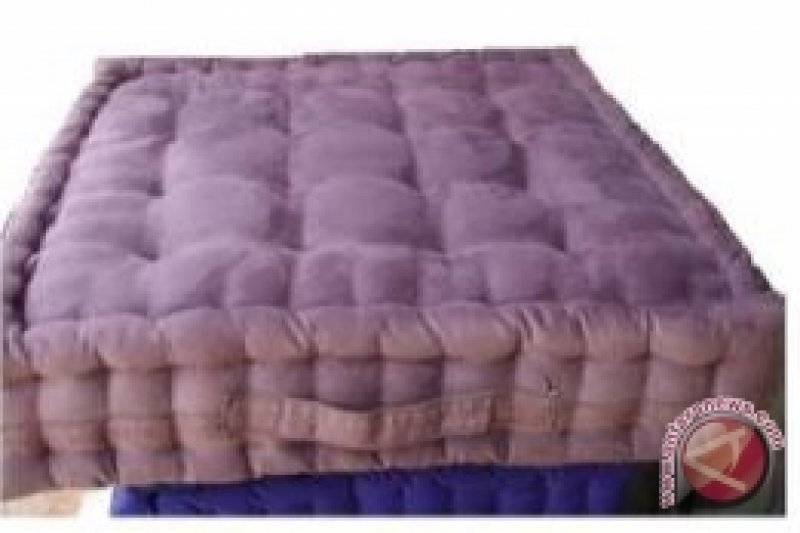 warga Kasuran pantang tidur di kasur kapuk - ANTARA News Yogyakarta ...