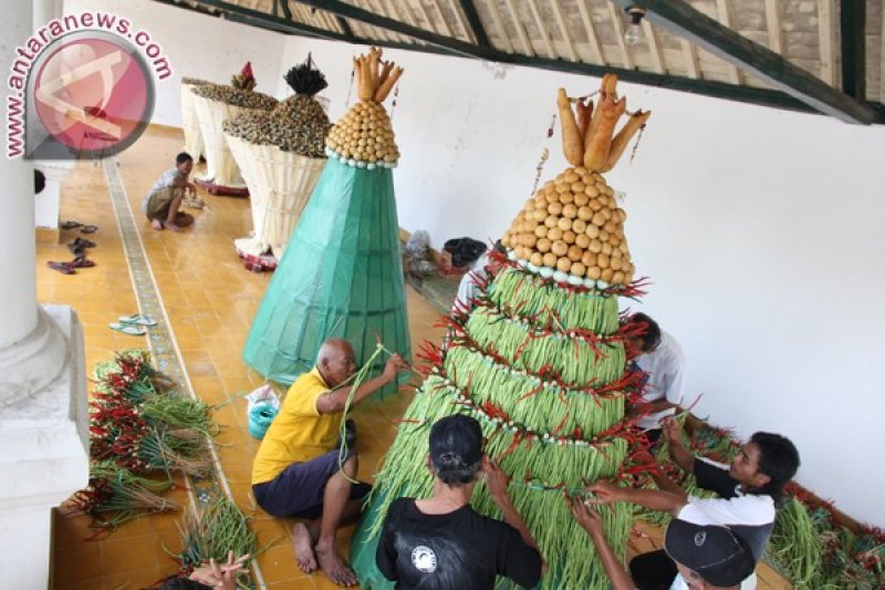 Gunungan Sekaten - ANTARA News Yogyakarta - Berita Terkini Yogyakarta