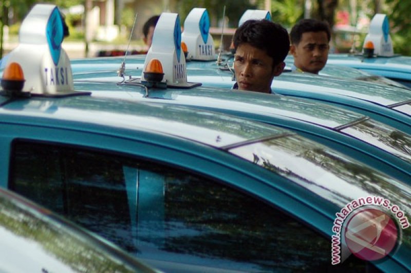 Lebih mudah pesan taksi di Bali lewat internet - ANTARA News