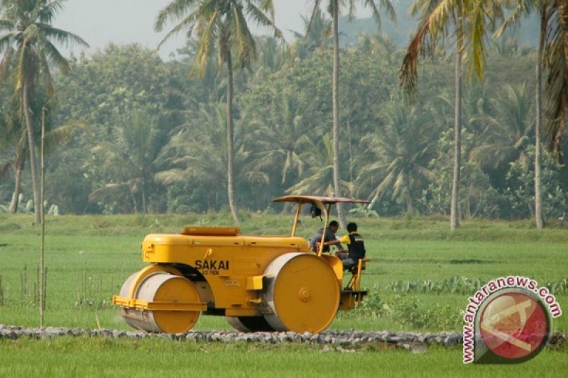 Gunung Kidul anggarkan jalan desa Rp8 miliar - ANTARA News Yogyakarta ...