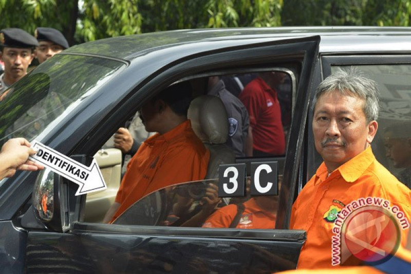 Sopir mengaku tawarkan pembunuhan Holly - ANTARA News