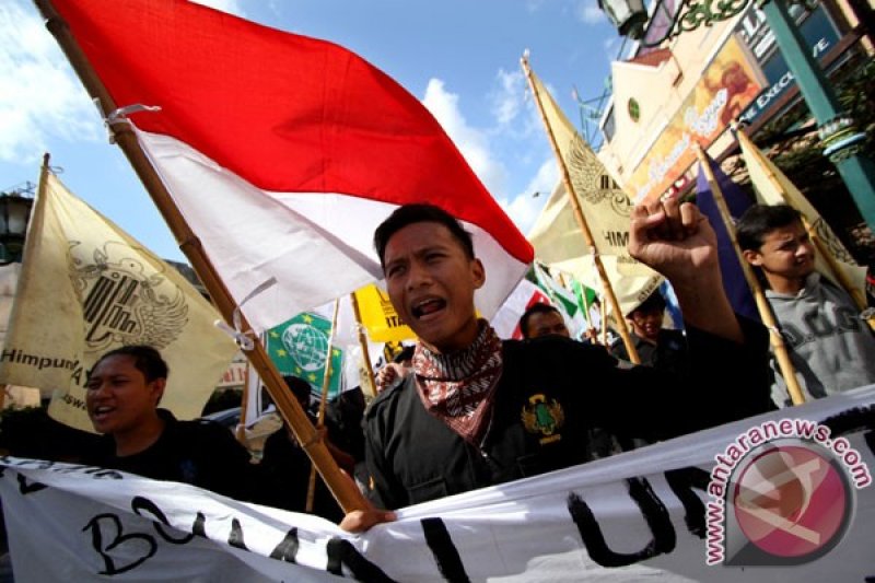 Riset: partisipasi masyarakat dalam pemilu 75 persen - ANTARA News