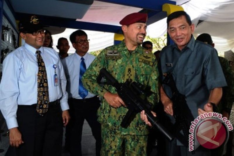 Prabowo tunjuk Sjafrie Sjamsoeddin dan Donny Ermawan menhan-wamenhan - ANTARA News