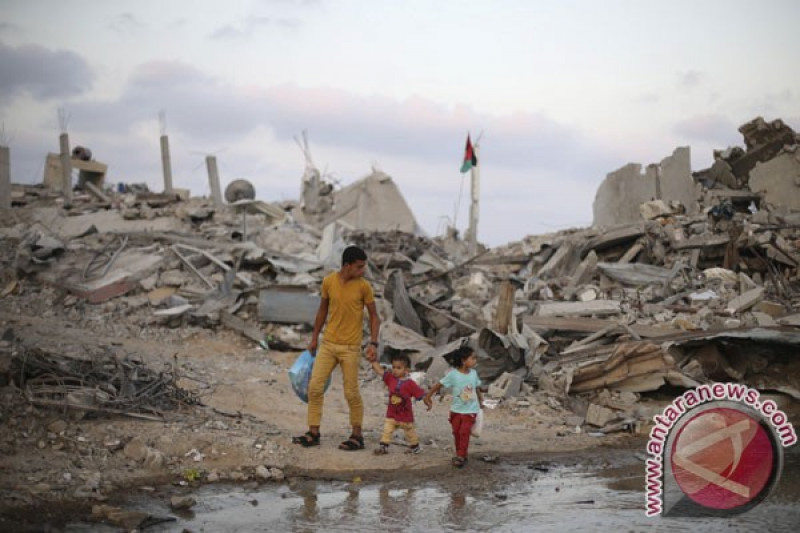 Pejabat Palestina katakan Israel kurangi pengiriman barang ke Gaza ...