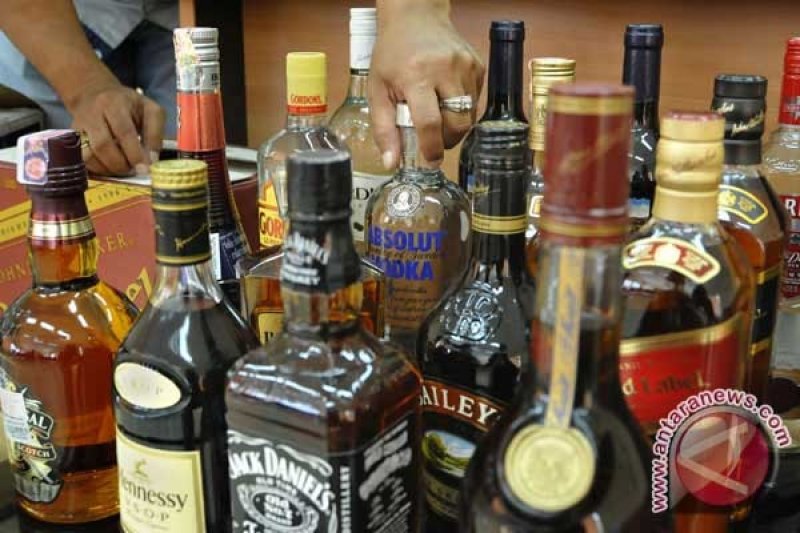 Polres Gunung Kidul sita puluhan minuman keras - ANTARA News Yogyakarta ...