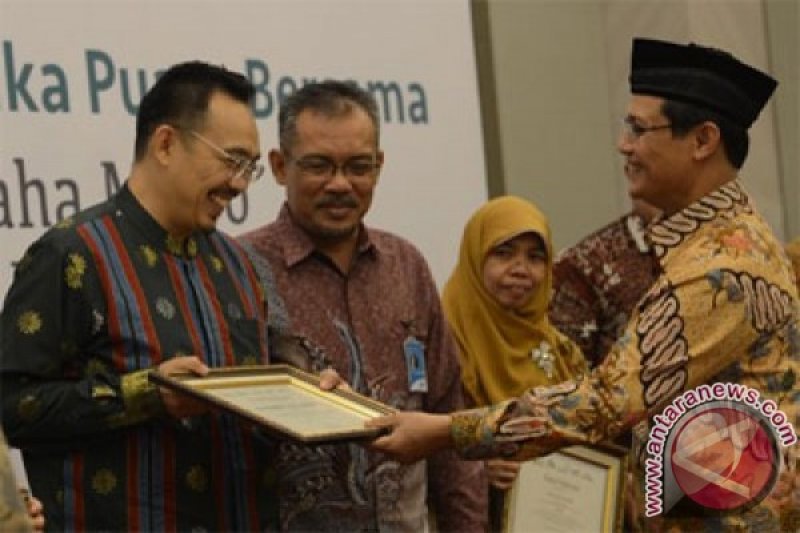 Syafi`i Antonio akhiri jabatan Ketua STEI Tazkia - ANTARA News