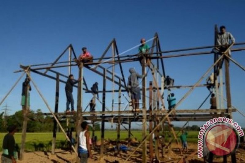 BUDAYA GOTONG ROYONG - ANTARA News Makassar BUDAYA GOTONG ROYONG - ANTARA News Makassar