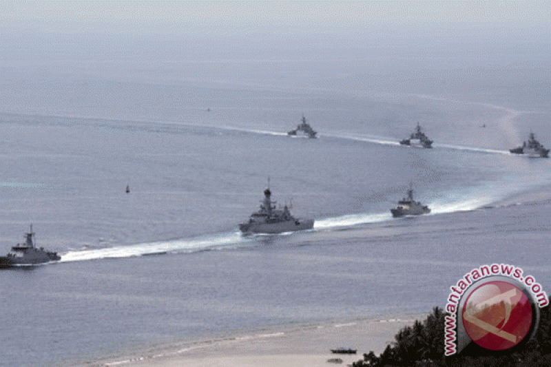 Indonesia deploys seven warships to Natuna - ANTARA News