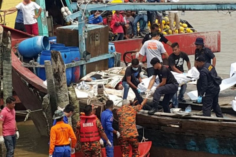 Kapal Bawa 70 WNI Karam Di Malaysia, 14 Tewas - Portal Berita ANTARA ...