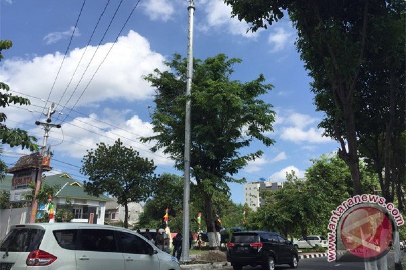 Pansus Menara Telekomunikasi rekomendasikan penertiban menara ...