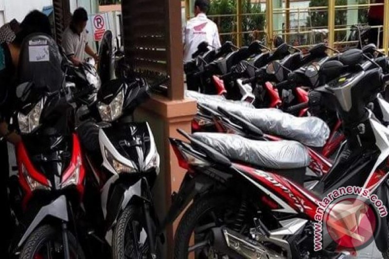 8 Damang Adat Pulang Pisau Bakal Diberi Motor Dinas - ANTARA News Kalteng