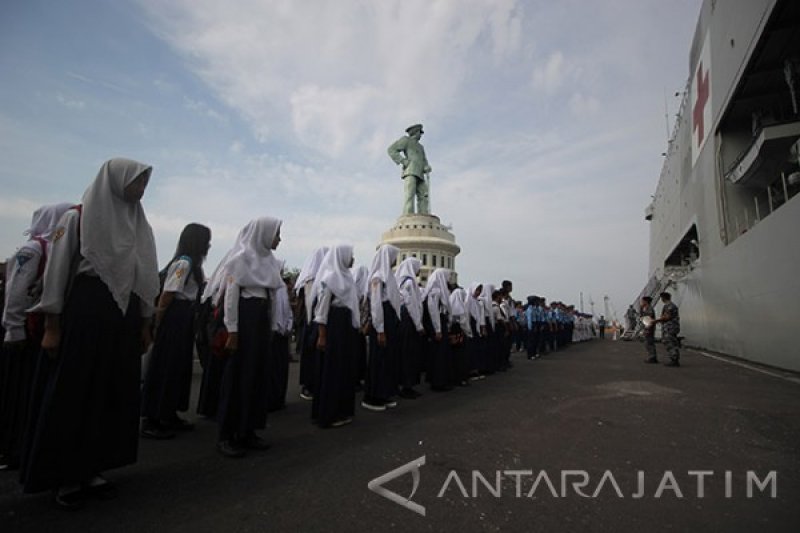 Joy Sailing 2016 - ANTARA News Jawa Timur