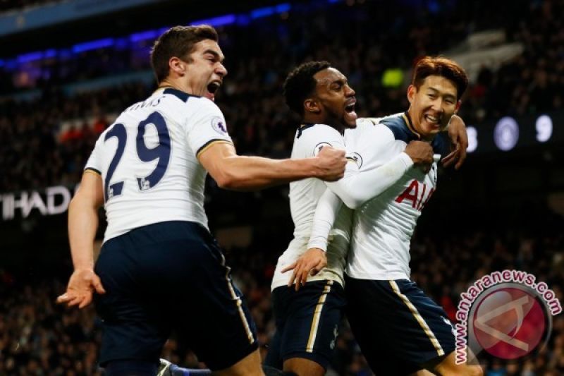 Klasemen Liga Inggris, tiga tim gagal dekati Chelsea - ANTARA News ...
