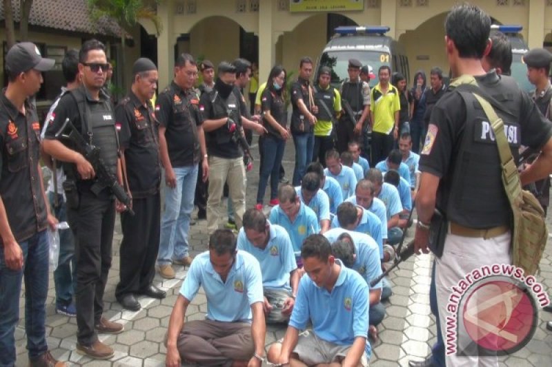 Polisi gerebeg pesta narkoba di Lapas Wirogunan - ANTARA News Yogyakarta - Berita Terkini Yogyakarta
