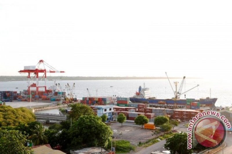Expansion of Container Yard at Tenau Port to be Completed Soon - ANTARA ...