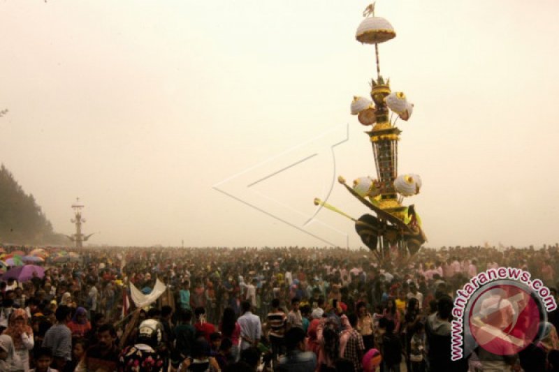 Festival Budaya Tabuik Destinasi Wisata Internasional - ANTARA Sumbar