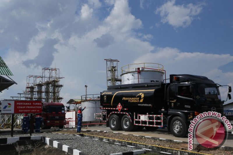 Pertamina siapkan Pertamax Turbo di Danau Toba - ANTARA News