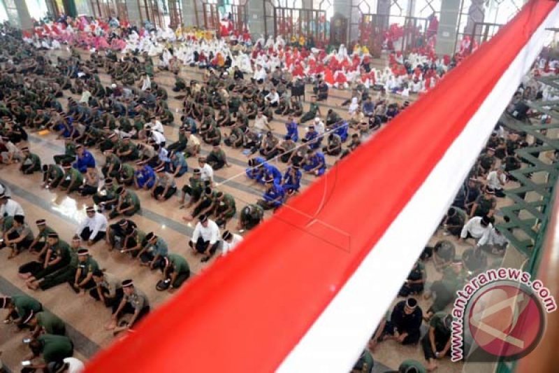 DOA BERSAMA UNTUK NEGERI - ANTARA News Makassar