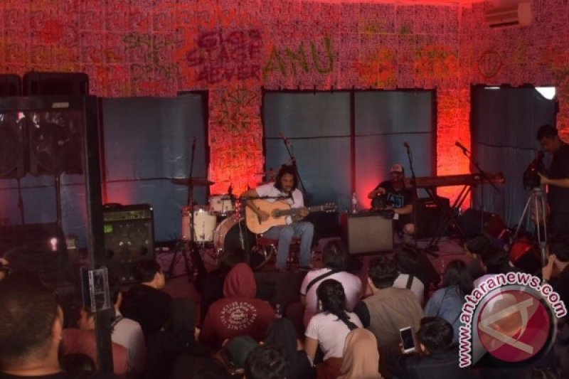 Jason Ranti di Synchronize Fest 2017, pemandu "doa bersama" dan "suara ...