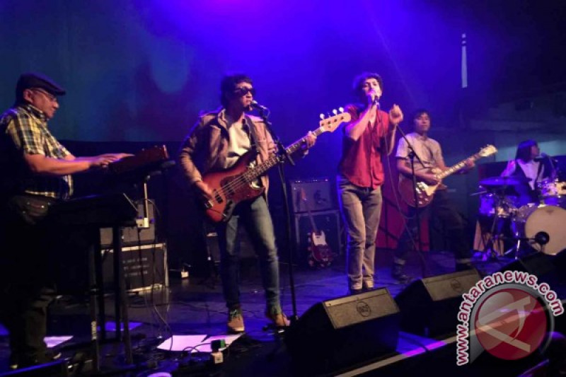 Indische Party dan The Flower Girl gebrak kota London - ANTARA News