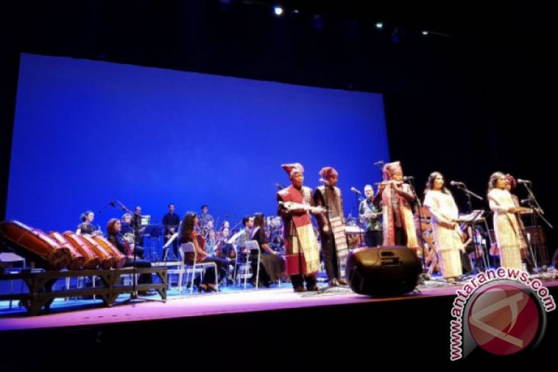 Musisi Batak tampilkan musik tradisional di Spanyol - ANTARA News Gorontalo