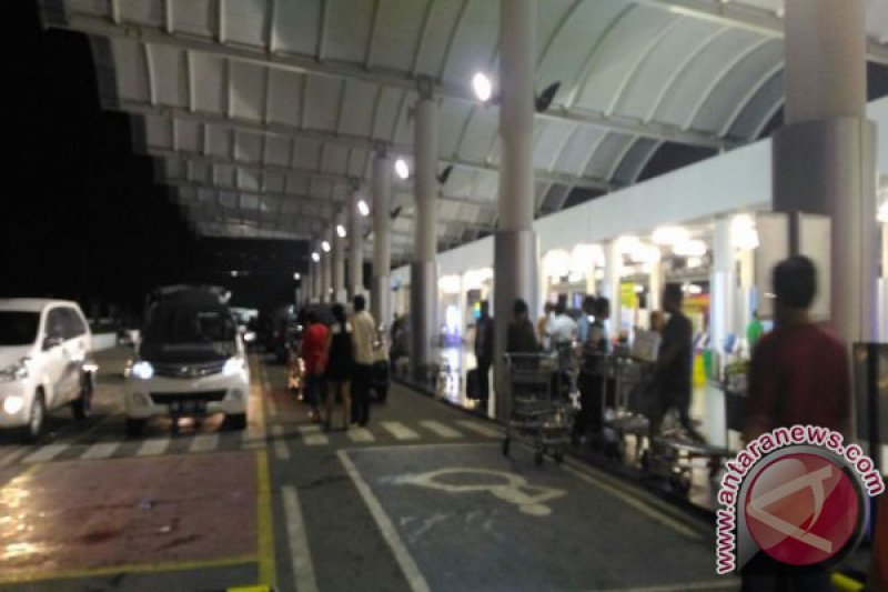 Jumlah penumpang di Bandara Depati Amir meningkat - ANTARA News Bangka Belitung