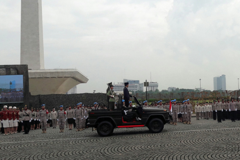 Presiden pimpin Apel Wanita TNI dan Polwan - ANTARA News