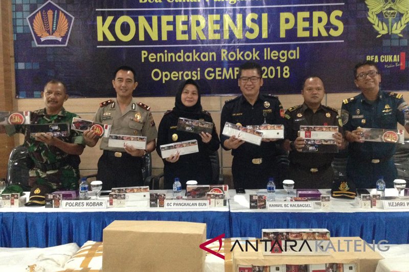 Bea Cukai Pangkalan Bun gagalkan penyelundupan 1,5 juta rokok ilegal - ANTARA News Kalimantan ...
