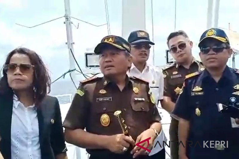 Kejari Natuna tenggelamkan 26 KIA - ANTARA News Kepri