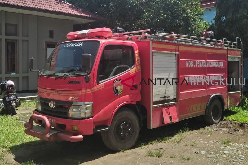Mukomuko alokasikan Rp1,5 miliar untuk perbaikan mobil damkar - ANTARA News Bengkulu
