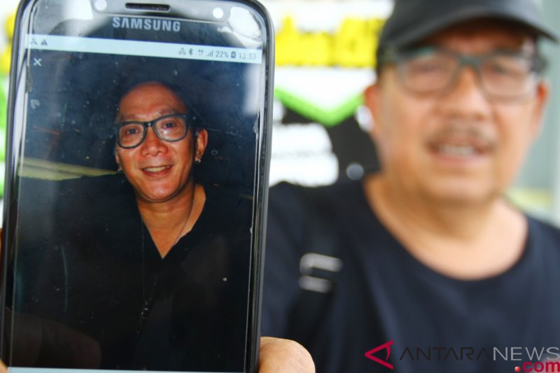 Kemarin, Robby Tumewu meninggal hingga pemenang Critics' Choice Awards ...