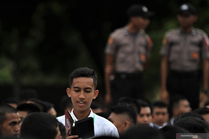 Casis Bintara Polri Hafal 30 Juz Al'Quran - ANTARA News Sulawesi Tenggara