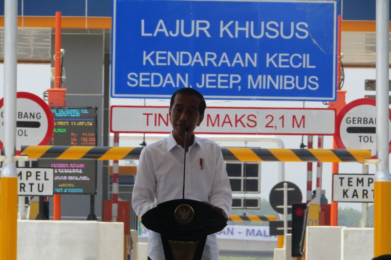 Presiden Jokowi gratiskan Tol Pandaan-Malang hingga Lebaran 2019 - ANTARA News