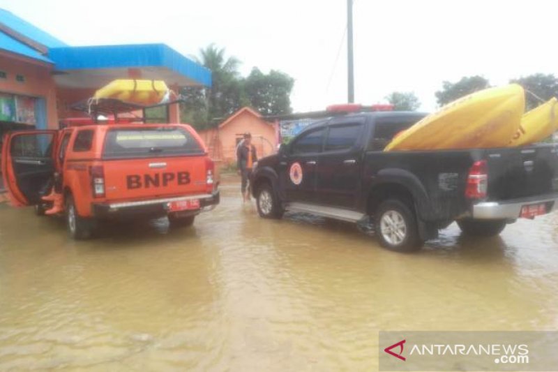 Bpbd Penajam Siagakan Perahu Karet Antisipasi Banjir Antara News