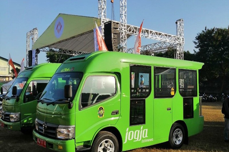 Shuttle bus wisata "Jeron Beteng Yogyakarta" bertambah - ANTARA News ...
