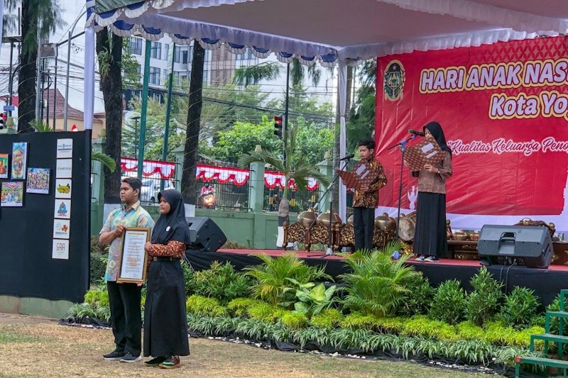 Pansus pengawasan pelaksanaan Perda KLA memberi 29 butir rekomendasi ...