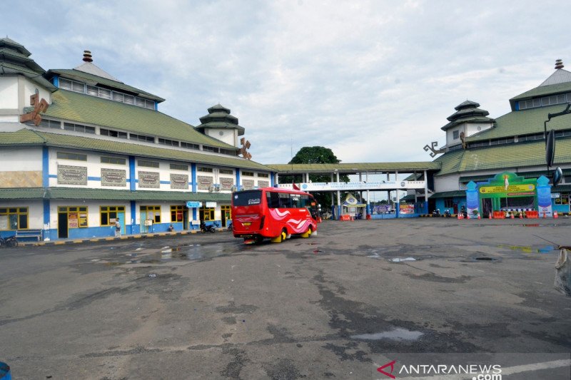 Terminal Rajabasa sepi penumpang - ANTARA News