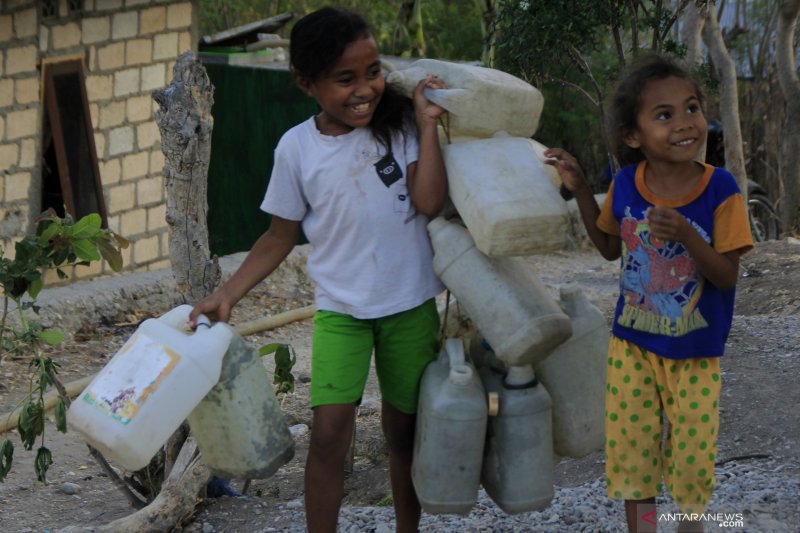 Warga Kota Kupang mulai kesulitan akses air bersih - ANTARA News