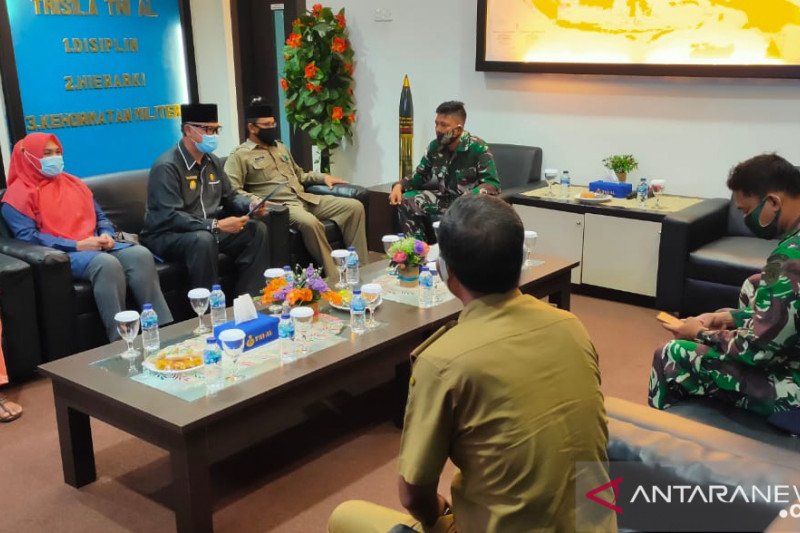 Hari kedua berkantor Juramadi Esram sambangi Forkominda - ANTARA News Kepri