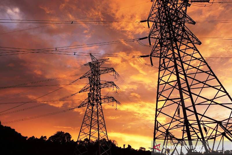 Listrik lebih andal, jaringan transmisi Topoyo-Pasangkayu selesai ...