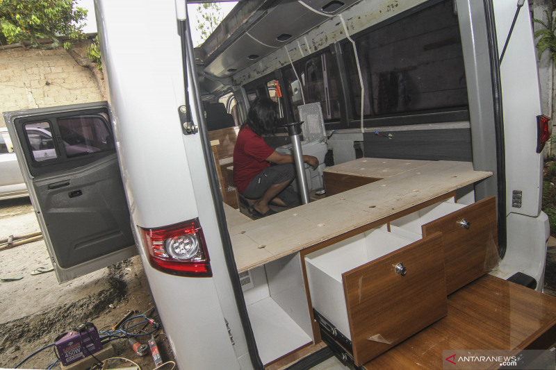 Jasa modifikasi mobil campervan - ANTARA News