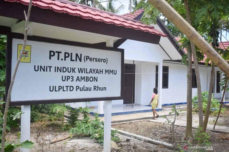 Warga Pulau Rhun di Maluku belum dapat rasakan listrik negara - ANTARA News