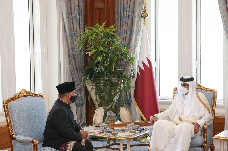 Indonesian envoy presents credentials to Qatari Amir - ANTARA News