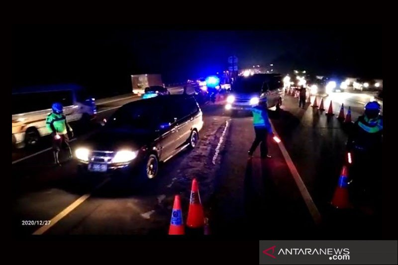 Jasa Marga perpanjang pemberlakuan "contraflow" tol Japek arah Jakarta - ANTARA News