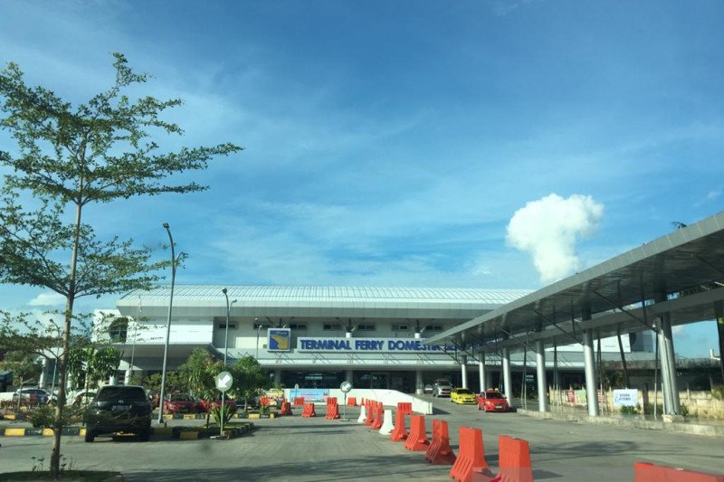 Larangan mudik pelabuhan domestik Sekupang di Batam sepi - ANTARA News ...