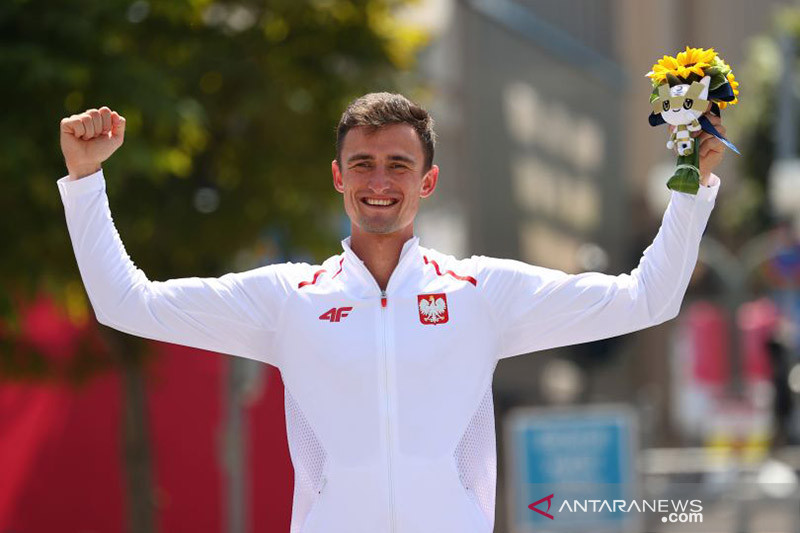 Tomala dari Polandia bawa pulang emas jalan cepat 50km putra - ANTARA News