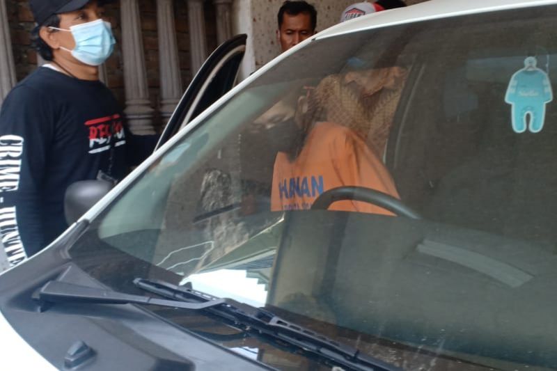 Polresta Sidoarjo merekonstruksi kasus pembunuhan kakak beradik - ANTARA News