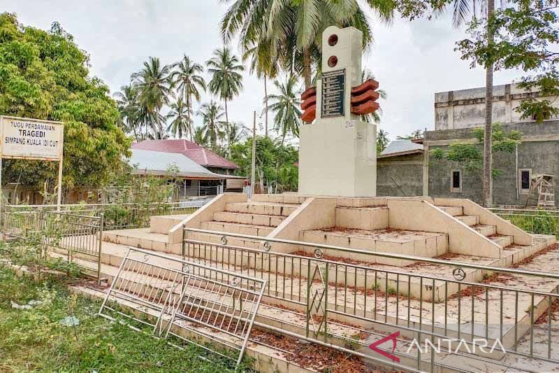 Mengenang 23 tahun Tragedi Arakundo - ANTARA News Aceh
