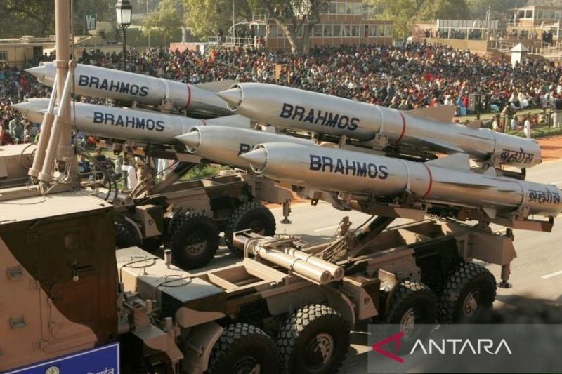 Diserang rudal, Pakistan akan beri balasan ke India - ANTARA News ...